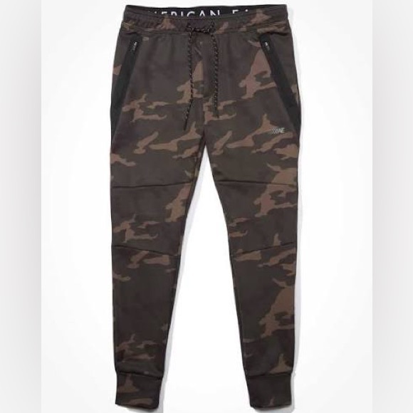 American Eagle Jogger Pants